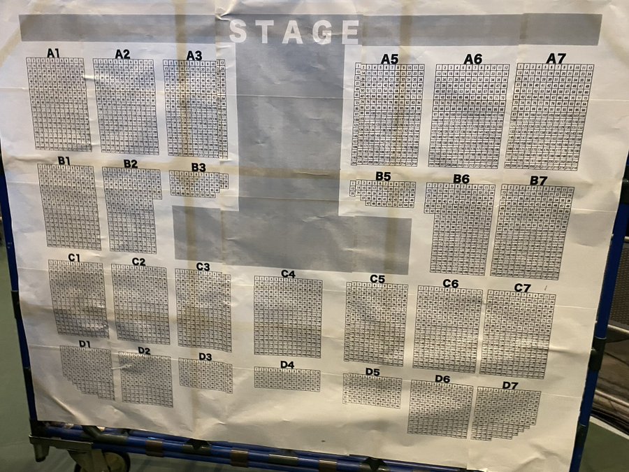 YOASOBIライブ2023埼玉の当日券、グッズ、セトリ、座席/見え方に感想レポも！ | ももinfo